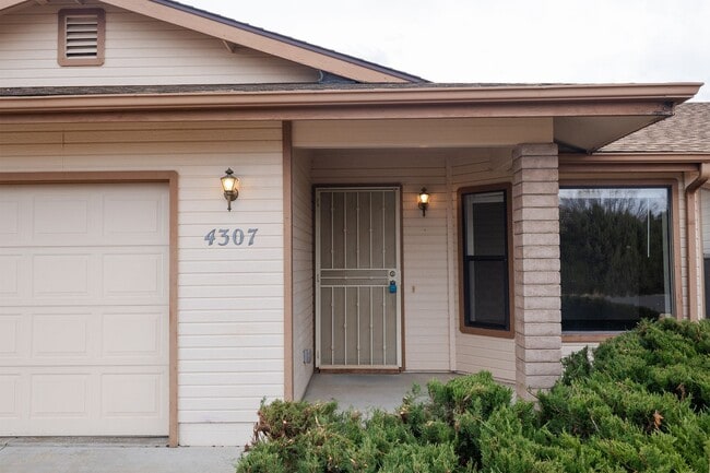 3 bedroom 2 bathroom Ranch Style Home in P... - House Rental in ...