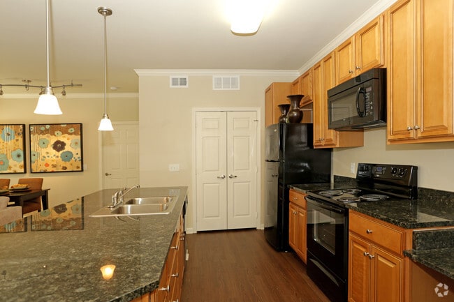 Arden Place Apartments | University of Virginia | Off-Campus Housing Search