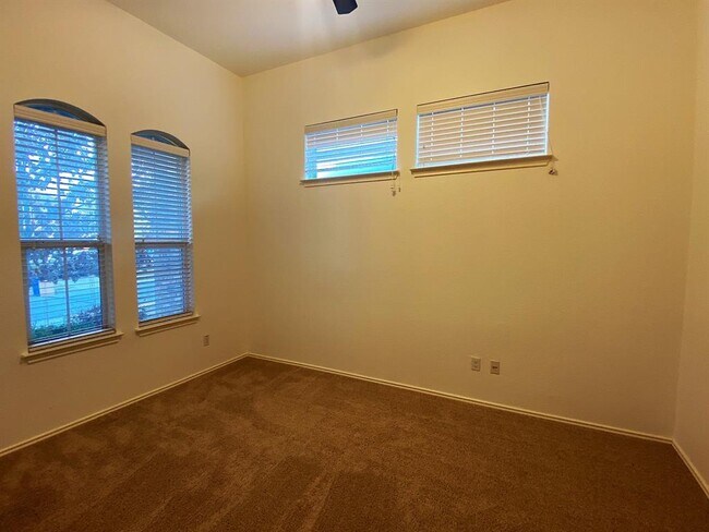 10641 Royal Tara Cove - House for Rent in Austin, TX | ForRent.com