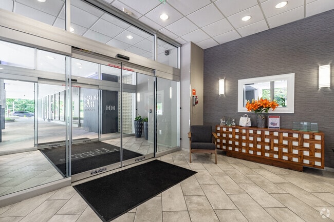 Hopkins House Apartments | Johns Hopkins University - Homewood Campus ...
