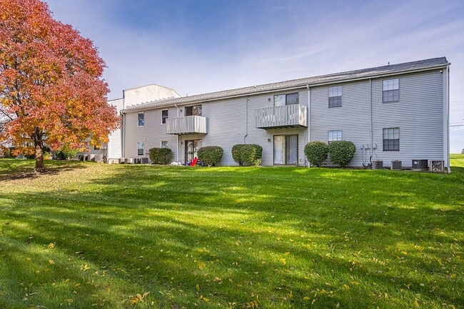 Kingsgate Village Apartments For Rent in West Chester, OH | ForRent.com