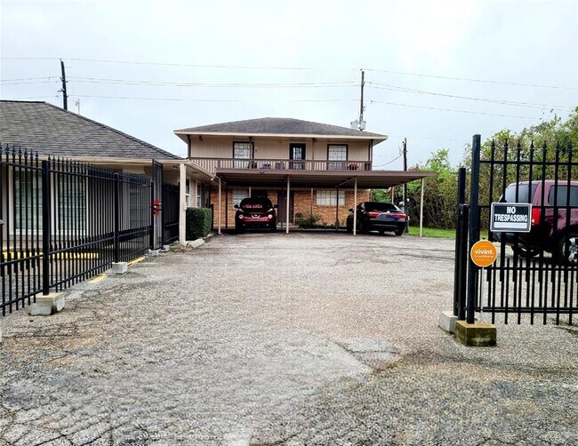 11051 Tower Oaks Blvd Apartment Unit B - Houston, TX | ForRent.com