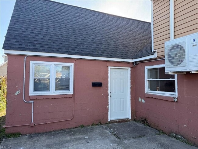 1510 Wilson Rd Unit 1 Off-Campus Housing, Norfolk, VA