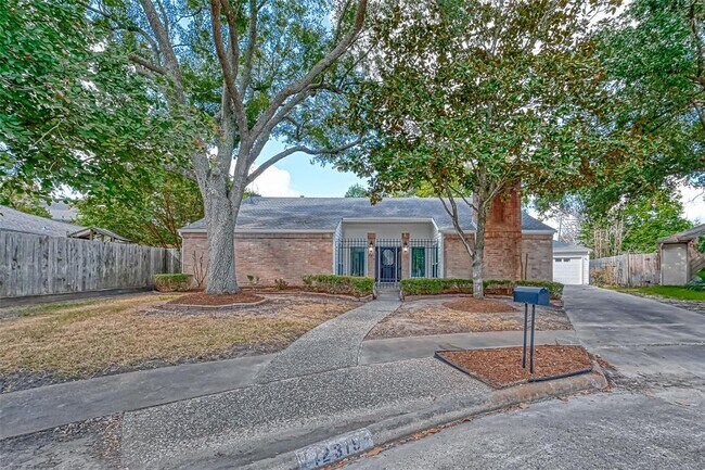 12319 Ella Lee Ln - House Rental in Houston, TX | ForRent.com