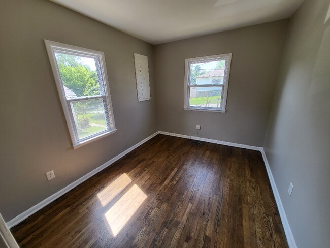 4300 NE 44th St House - House Rental in Kansas City, MO | ForRent.com