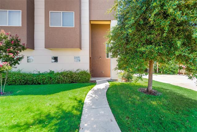 1502 Hope St - Townhome for Rent in Dallas, TX | ForRent.com