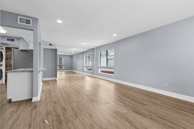 17202 Imperial Valley Dr Unit 34 Off-Campus Housing, Houston, TX