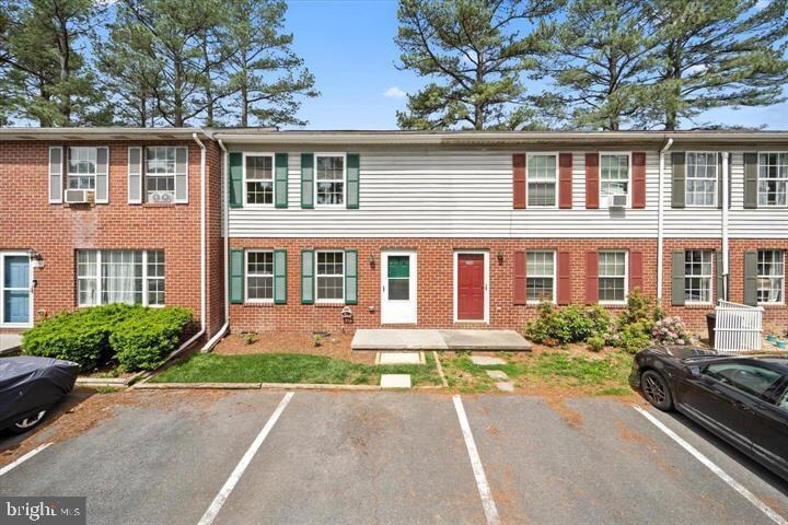 228 Carroll Dr Off-Campus Housing, Stephens City, VA