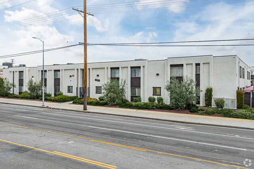 Peerless Building Corp. | Panorama City, CA | Starting at $3,000 ...