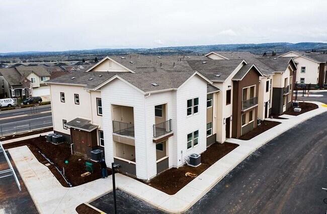 EATON RANCH APARTMENTS - Chico, CA | ForRent.com