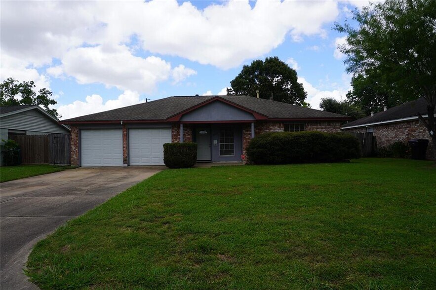 9605 Caffrey St - House for Rent in Houston, TX | ForRent.com