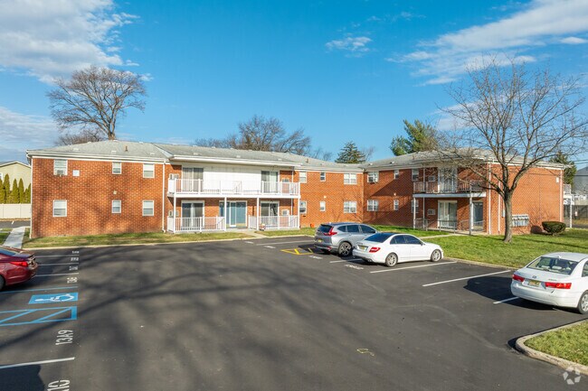 Brookside Gardens Apartments - Hamilton, NJ | ForRent.com