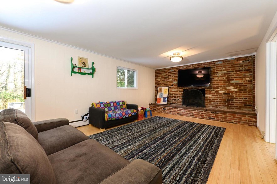 10117 Ashburton Ln - House for Rent in Bethesda, MD | ForRent.com