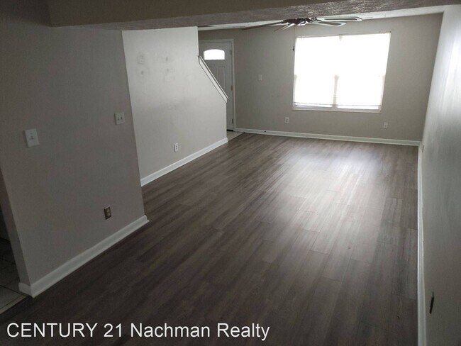 3 br, 1.5 bath House - 464 Michael Irvin D... - House Rental in Newport ...