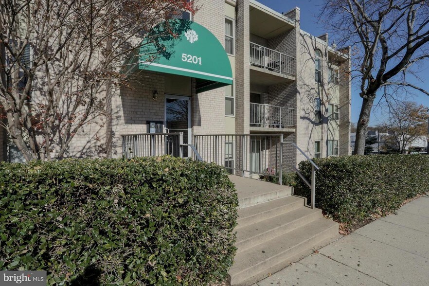 5201 Duke St Unit 201 - Condo for Rent in Alexandria, VA | ForRent.com