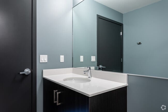 The Collective on 4th Apartments - Portland, OR | ForRent.com