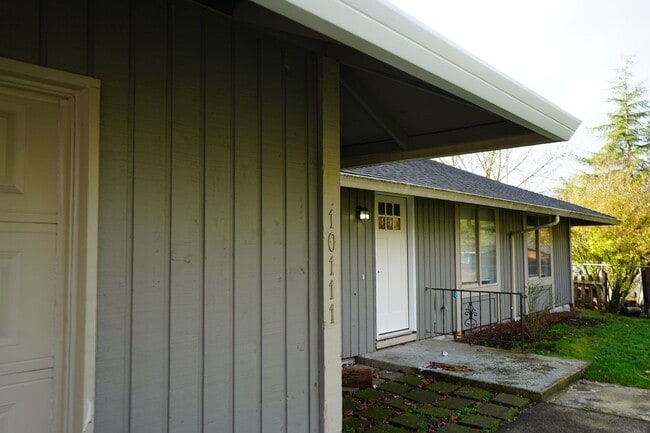 10111 NE Tanglewood Dr Off-Campus Housing, Vancouver, WA