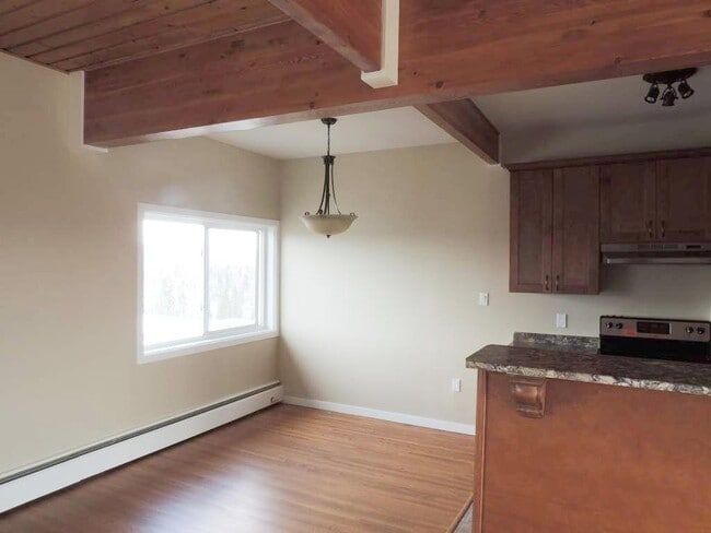 Cedar Tower - Communauté d’appartements à Prince George, BC | ForRent.com