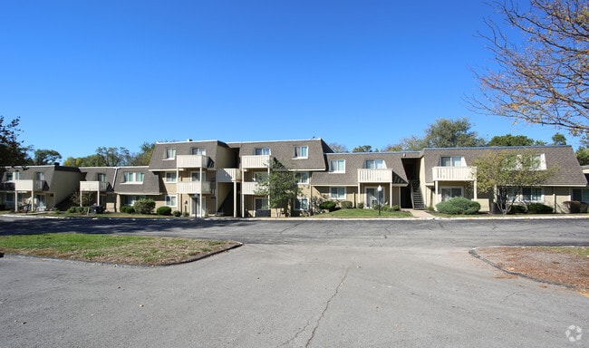 Arbors of Grandview Apartments - Grandview, MO | ForRent.com