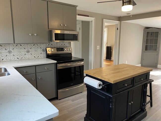 33 Maple St Unit 2 - Sterling, MA | ForRent.com