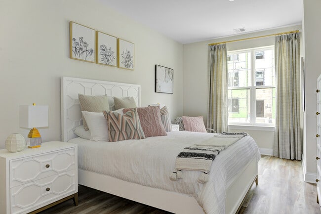 The Residences at Main Apartments - Trumbull, CT | ForRent.com