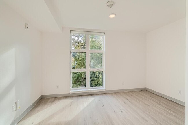 Summerstone Apartments - Seattle, WA | ForRent.com