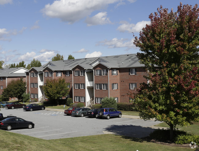 The Hamptons Apartments For Rent in Anderson, SC | ForRent.com