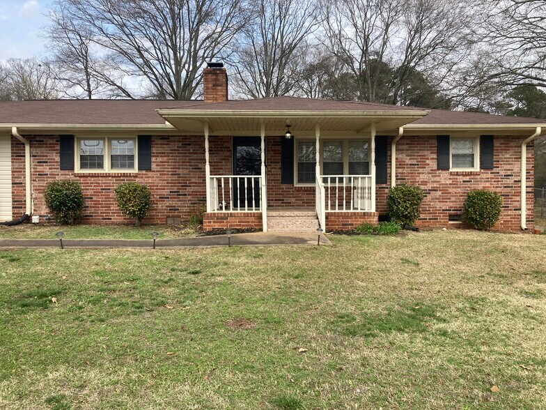 12 Theodore Dr - House for Rent in Greenville, SC | ForRent.com