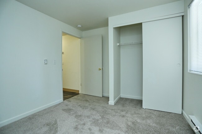 Maple Crossing Apartments - Maple Valley, WA | ForRent.com