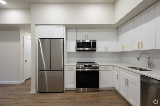 The Elm On 63rd Apartments | Saint Joseph's University | Off-Campus ...