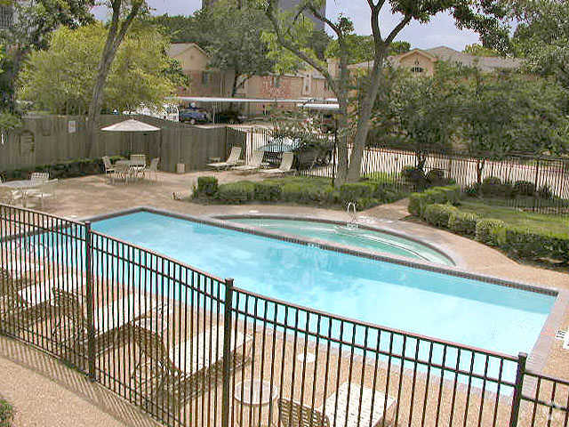 Sendera At Greenway Apartments For Rent in Houston, TX | ForRent.com