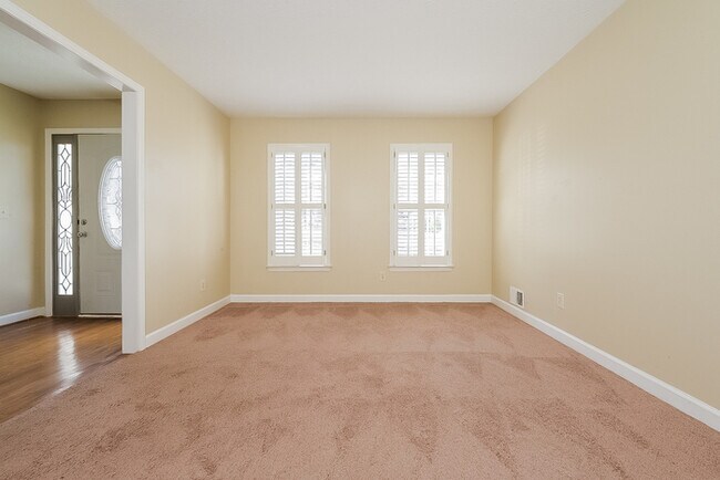 Move-In Ready 3-Bedroom Cape Cod home - House Rental in Stockbridge, GA ...