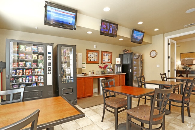The Alexander at South Virginia Apartments For Rent in Reno, NV ...