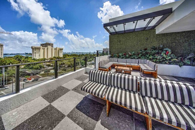 Biscayne 112 Apartments - Miami, FL | ForRent.com