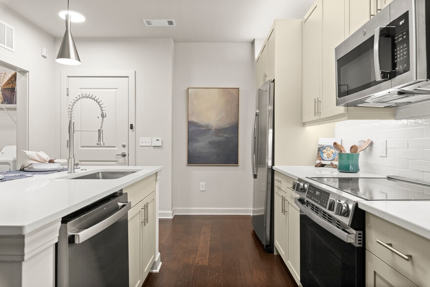 Pet-Friendly Apartments for Rent in Red Oak GA - Page 16 | ForRent.com