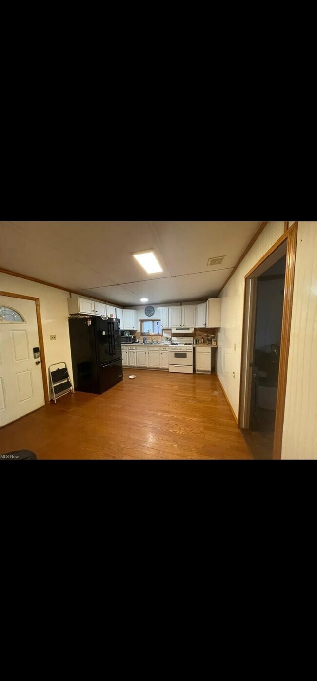 8213 Stanleyville Rd House - House Rental in Whipple, OH | ForRent.com