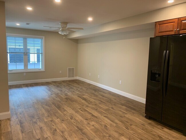 2 Pendleton Farms Ln Condo Unit 2D - Condo for Rent in Amherst, NH ...