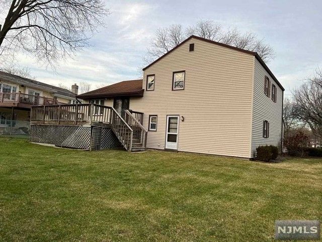 64 Juniper Ln - House Rental in Paramus, NJ | ForRent.com