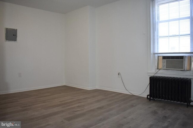 6031 Market St Unit FRONT Off-Campus Housing, Philadelphia, PA