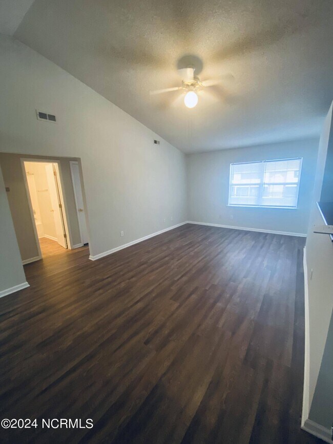 1209 E Fire Tower Rd Unit C - Greenville, NC | ForRent.com