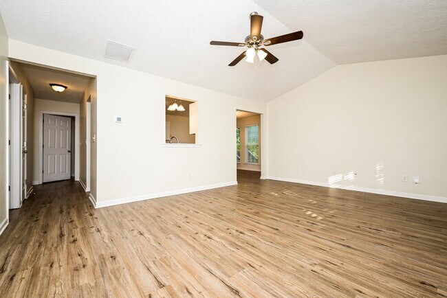 43 Roxbury Ln House - House Rental in Newnan, GA | ForRent.com