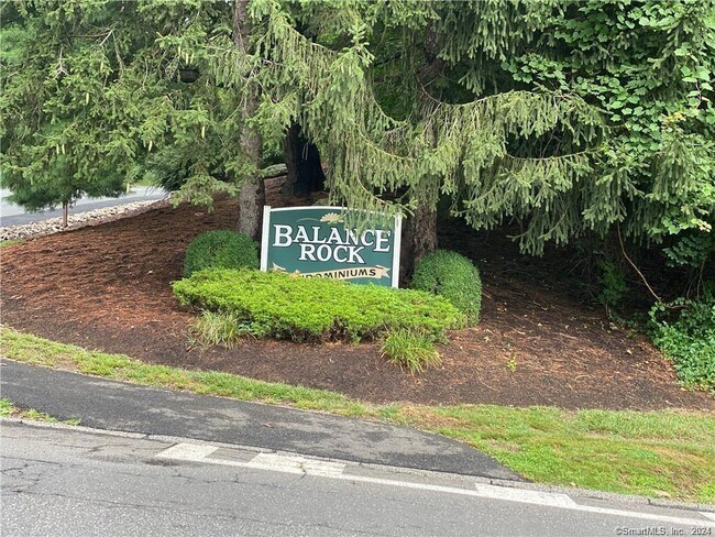 67 Balance Rock Rd Condo Unit 1 - Condo for Rent in Seymour, CT ...