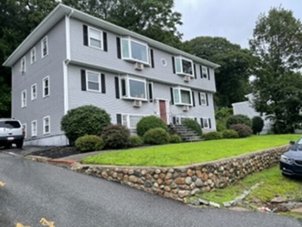 121 Cambridge Rd Condo - Condo for Rent in Woburn, MA | ForRent.com