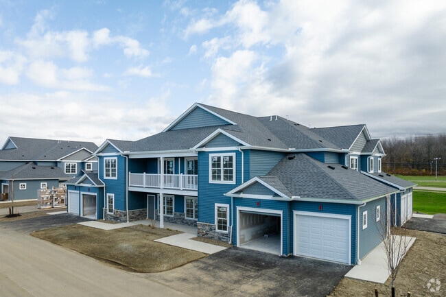 Eagle Ridge Commons Apartments - Townhomes for Rent - Hamburg, NY ...