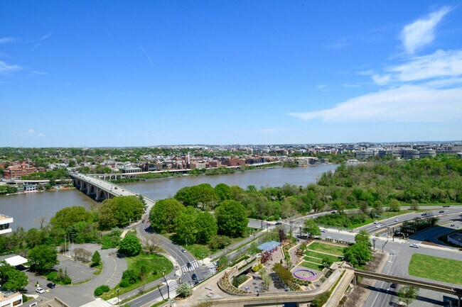 Virginia Tech DC | Off-Campus Housing Search