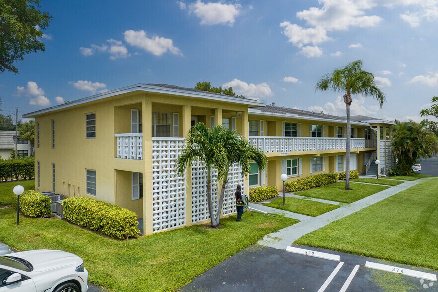 The Pines of Delray | Delray Beach, FL | ForRent.com