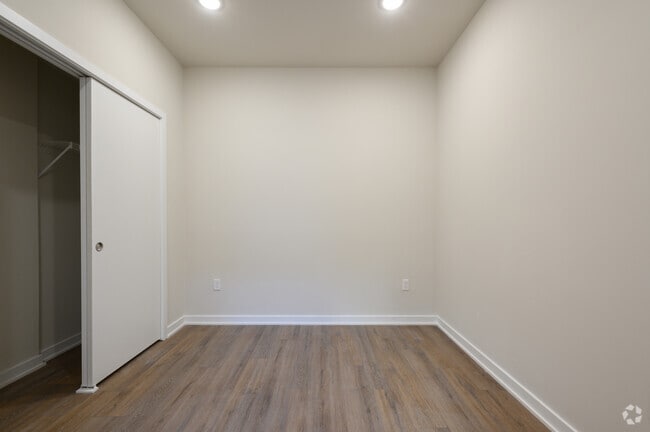 The Elm On 63rd Apartments | Saint Joseph's University | Off-Campus ...