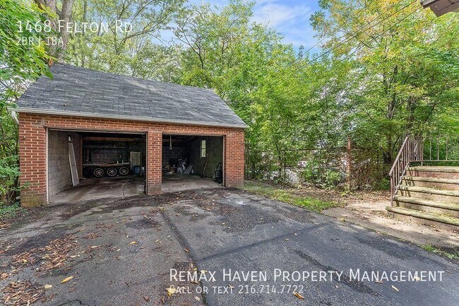 1468 Felton Rd DN, South Euclid- Spacious ... - Townhome Rental in ...