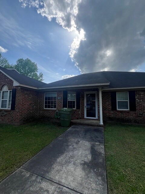 821 Jessamine Trail House - House Rental in Sumter, SC | ForRent.com
