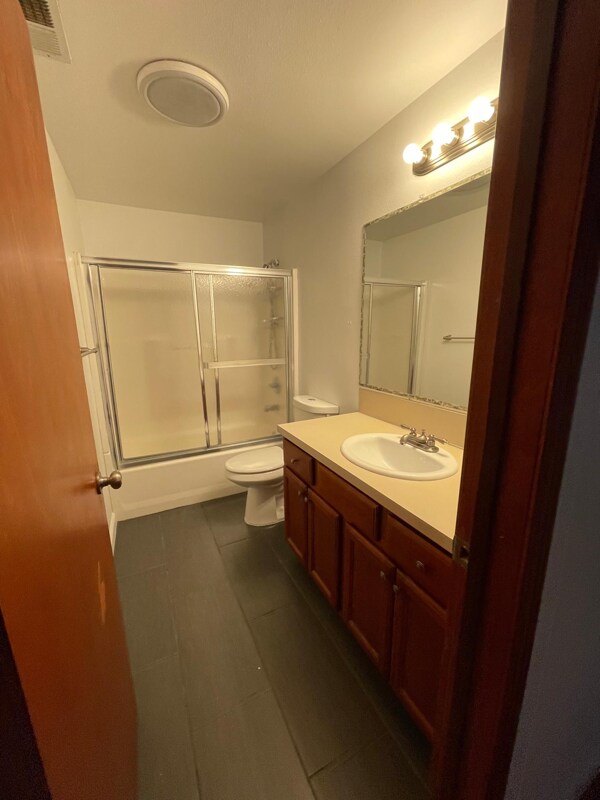 8111 SE Woodstock Blvd Rental For Rent in Portland, OR | ForRent.com